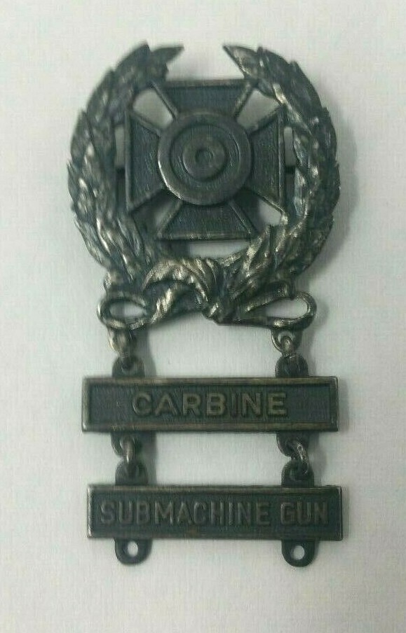 U.S. Army WW II Expert Marksmanship Qualification Badge Carbine ...