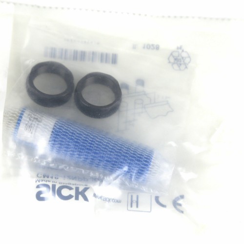 NEW SICK CM18-12NPP-KC1 CYLINDRICAL THREADED CAPACITIVE PROXIMITY ...