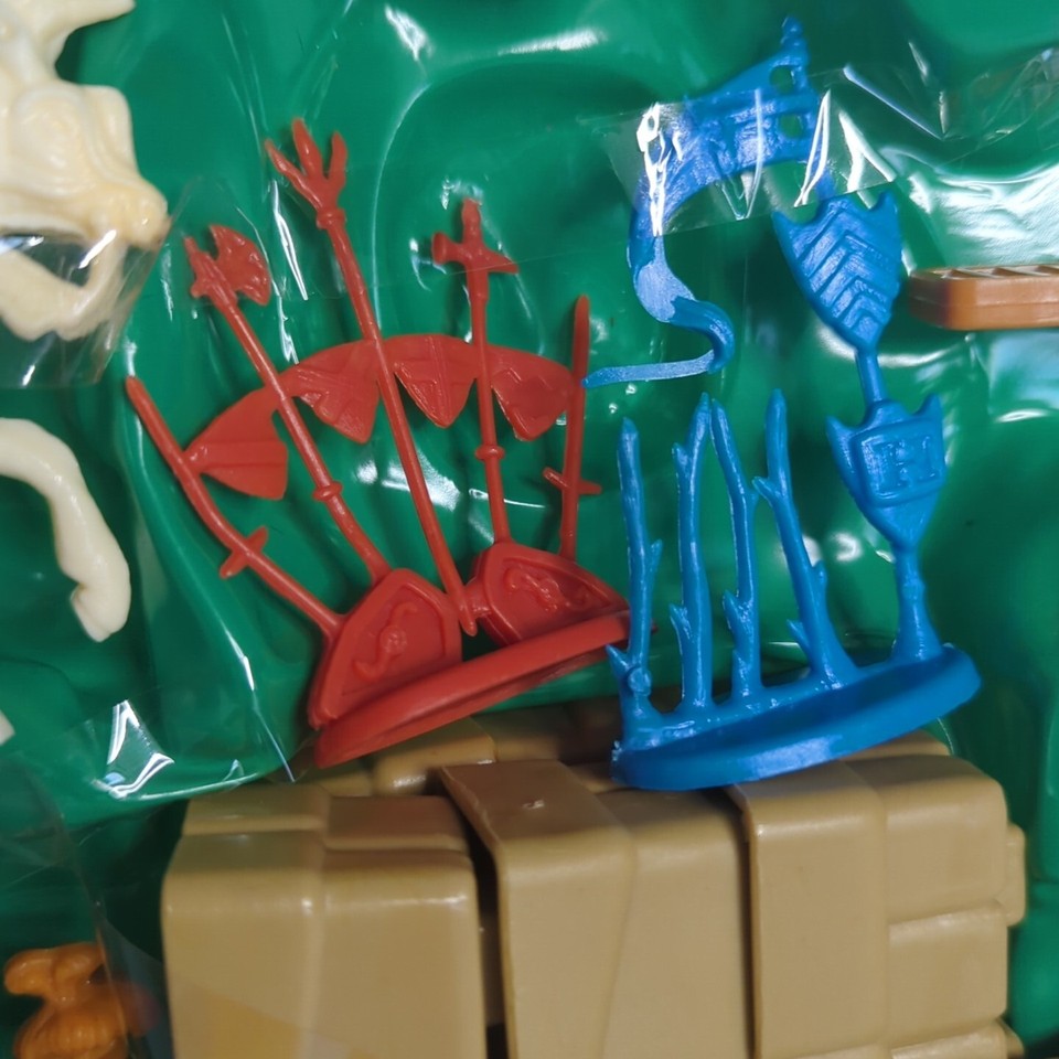 VTG 80s 90s KNIGHTS & WEAPONS 50-Piece Playset KB Toys 9638 W Horses In ...