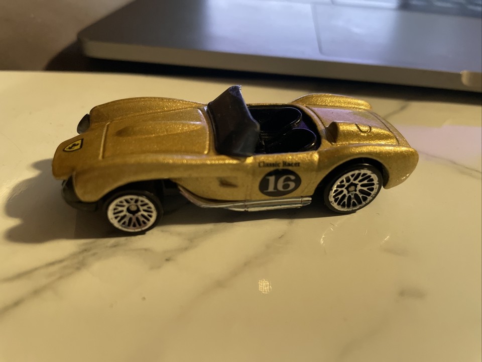 1990 Hot Wheels Ferrari Mattel Gold Classic Racer #16 Die Cast Metal ...