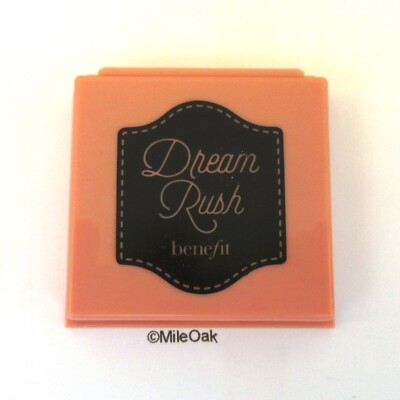 Benefit delicate Mini Blush Dandelion
