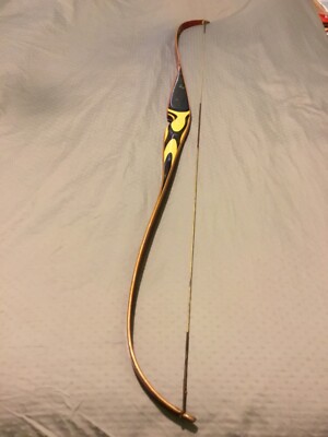 VINTAGE and RARE "LOCKSLEY LION" RECURVE BOW wSTRING, RH, #45, 28" DRAW ...
