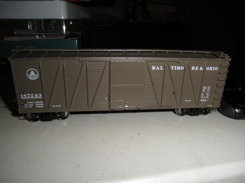 Baltimore & Ohio USRA Single Sheath boxcar # 187052 | eBay