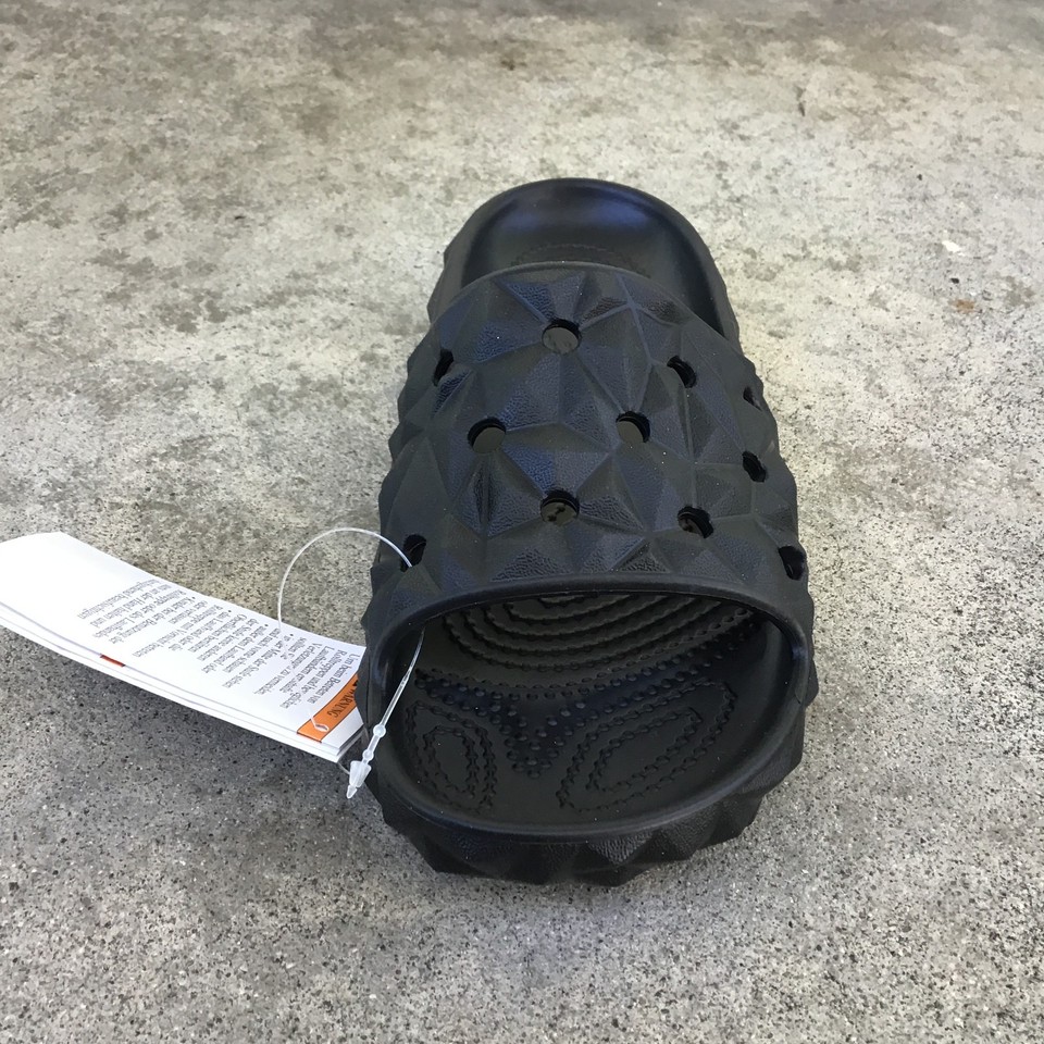NWT Crocs Classic Geometric Slide Big Kids Size J2 Shoes Sandals Black ...