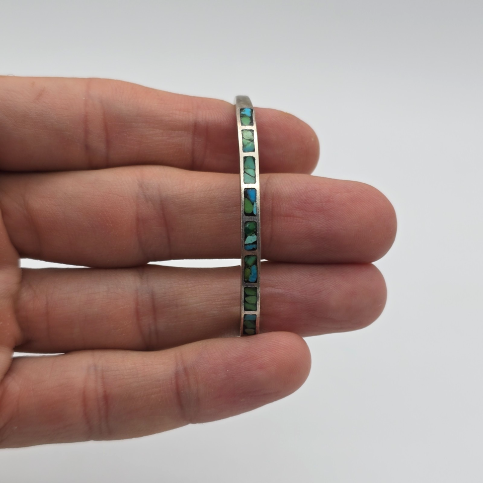 Small Vintage Navajo - Turquoise Chip Inlay Sterling Silver Cuff Bangle ...