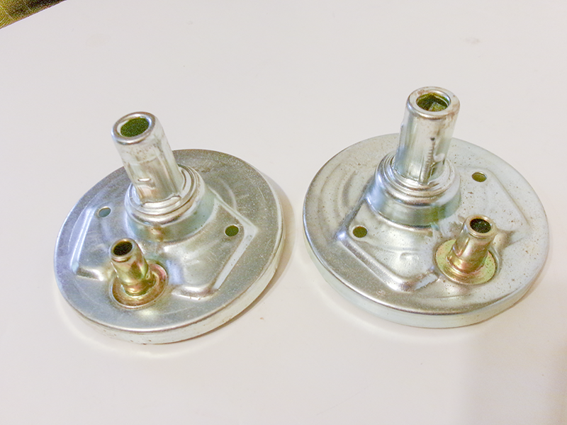 MGA FRONT PARKING LAMP BASES | eBay