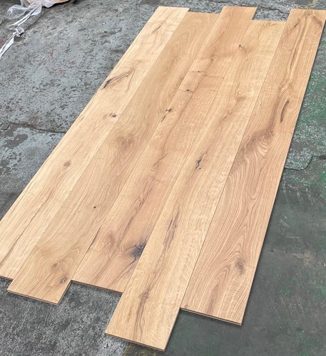 “CLEARANCE “ SALE 14/3mmx190mm RUSTIC OAK ENGINEERED WOOD FLOORING.”SAMPLE” | eBay UK