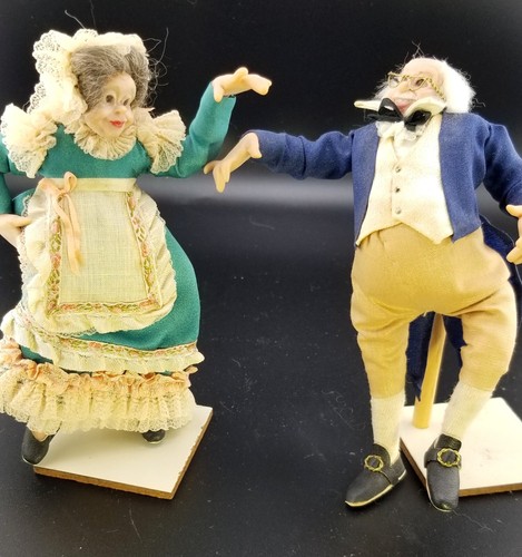 VINTAGE DOLLHOUSE MINIATURE HAND SCULPTED PR DOLLS DANCING BY CAT ...