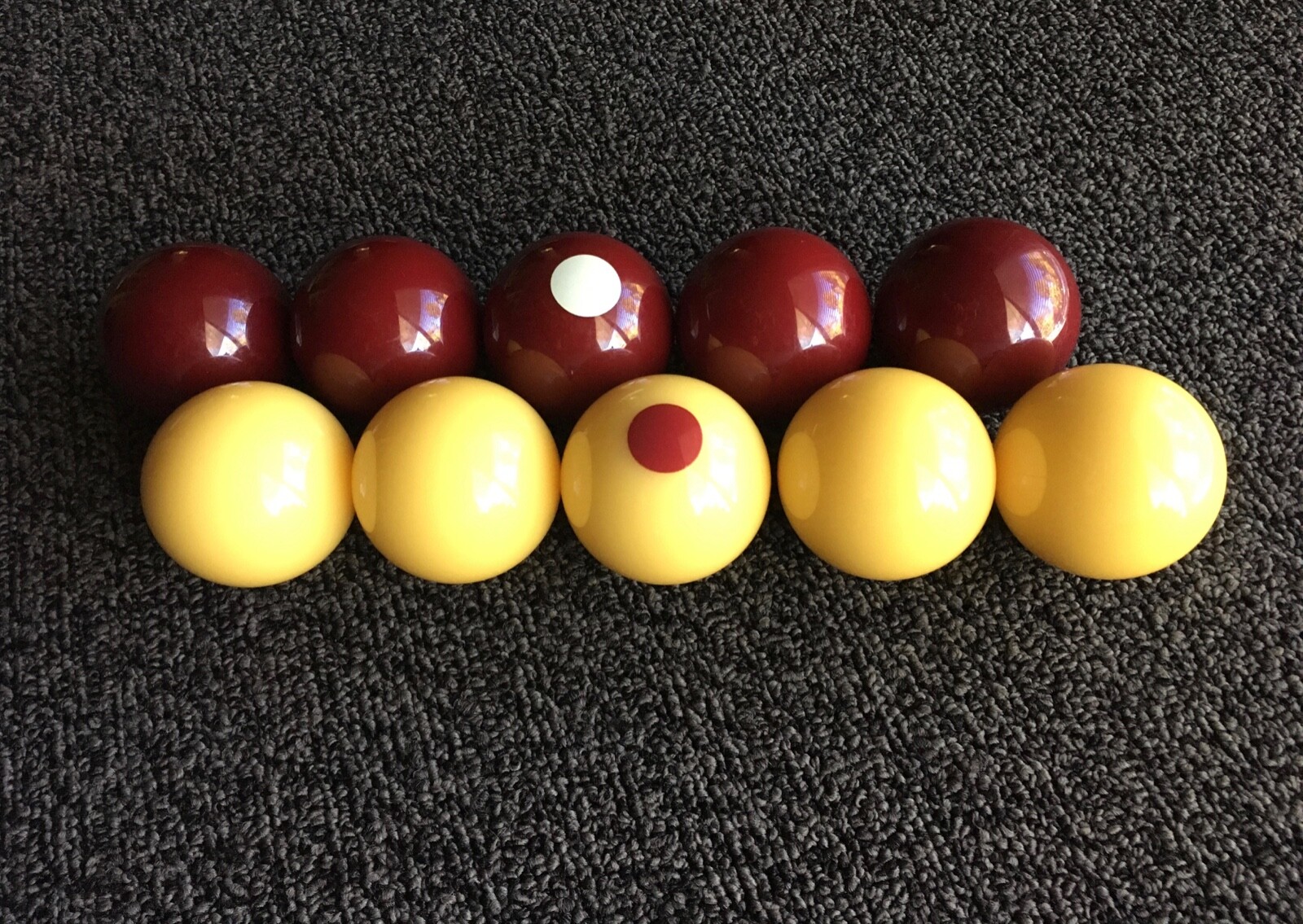 Vintage Bakelite Bumper Pool Balls - Complete Set of 10 Bakelite Balls ...
