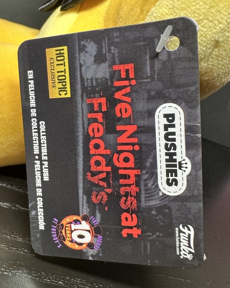 Funko FNAF 10 Year Anniversary Golden Freddy Plush (Hot Topic Exclusive ...