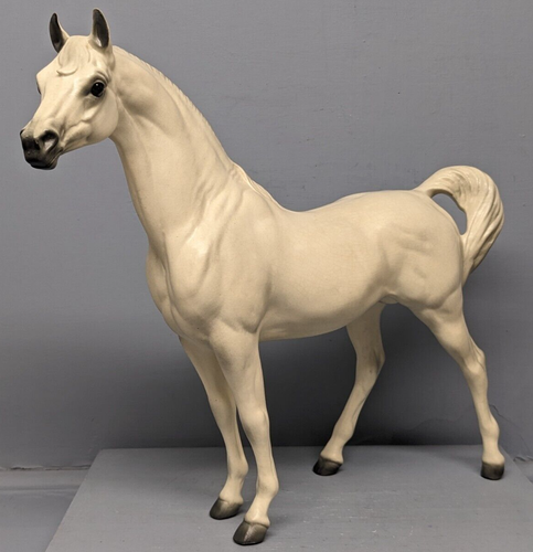 HTF Matte Hagen Renaker Large Arabian Stallion Nataf with a Repaired ...