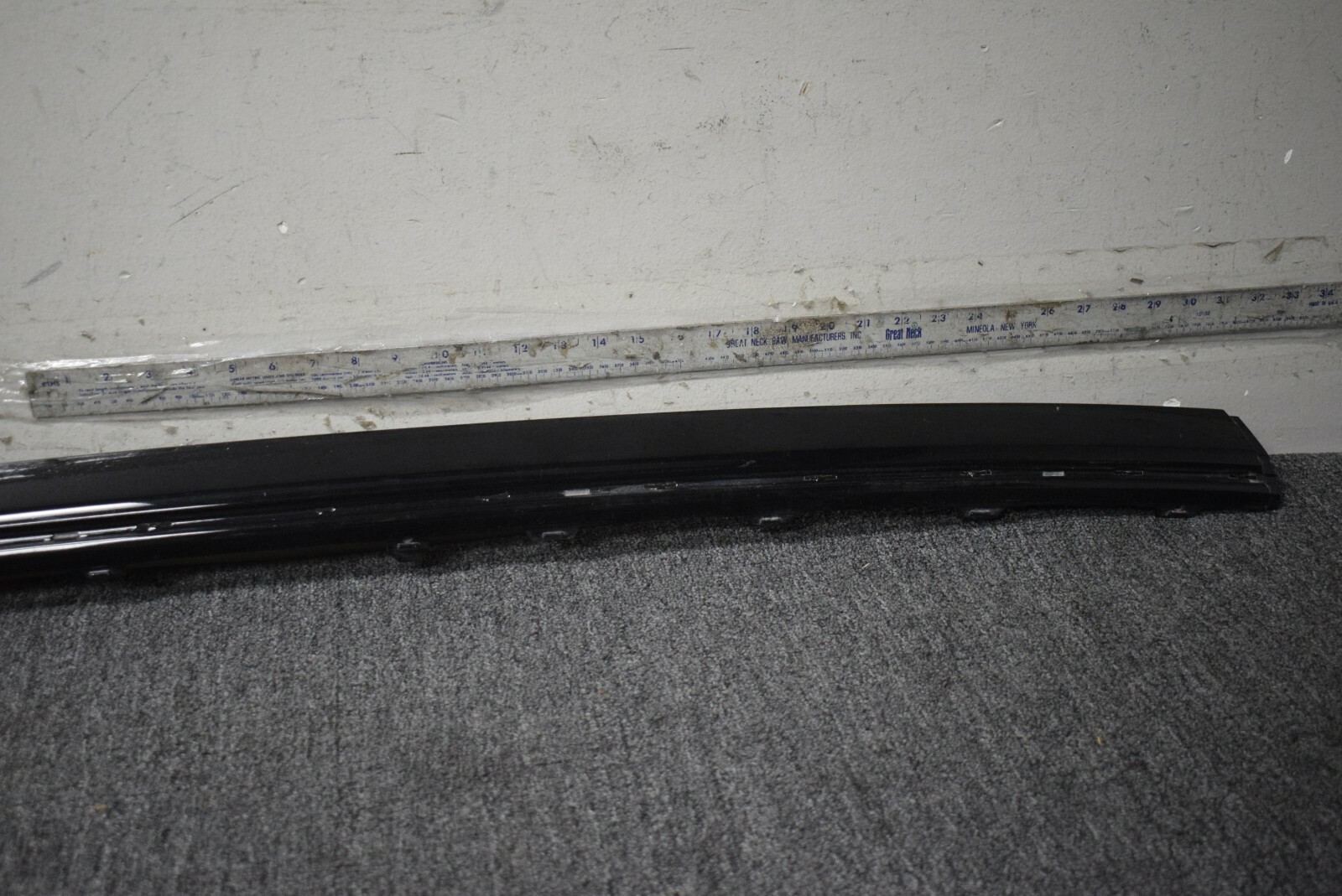 2001-2007 MERCEDES W203 C-CLASS REAR BUMPER COVER CENTER MOLDING ...