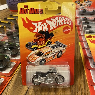 Hot Wheels Yamaha VMAX Motorcycle Hot Ones Series 2011 Mattel Target ...