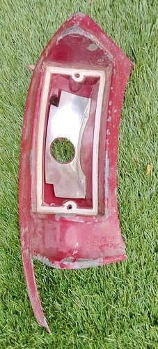 CHRYSLER VALIANT DRIVER FRONT VJ VK INDICATOR HOUSING & REFLECTOR RIGHT ...