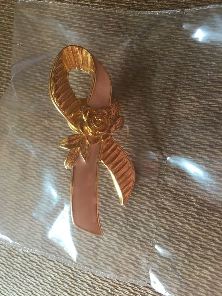 Vintage Avon Breast Cancer 1996 Pink Ribbon Brooch Pi… - Gem
