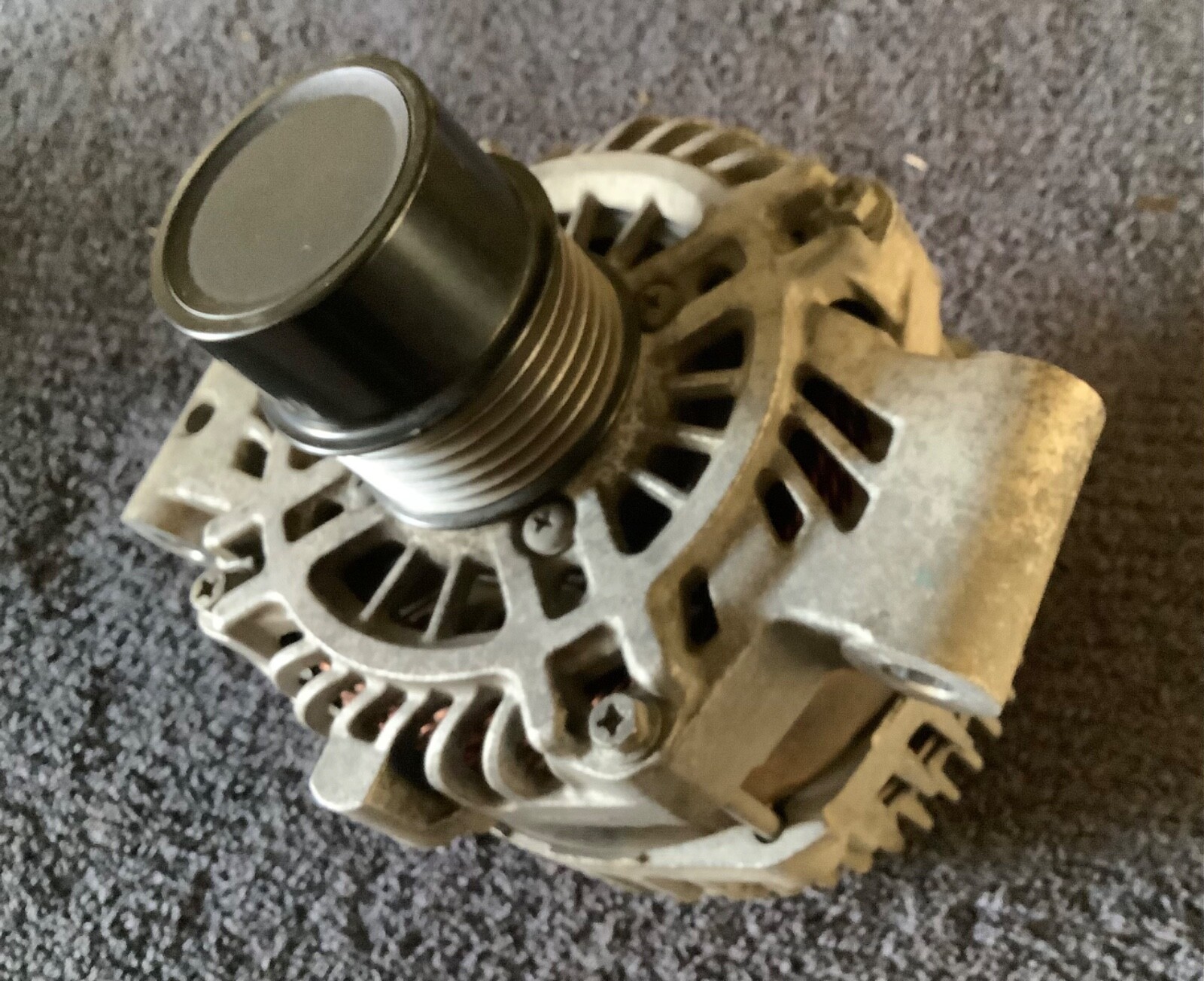 VE HOLDEN COMMODORE 12 Volt ALTERNATOR 140 AMP | eBay