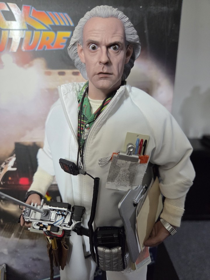 Hot Toys 1/6 Back To The Future Doc Emmett Brown MMS610 12" figure ...