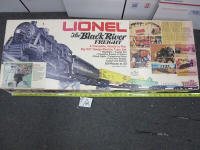 Lionel Black River Freight O27 with locomotive 8602 set with box | eBay