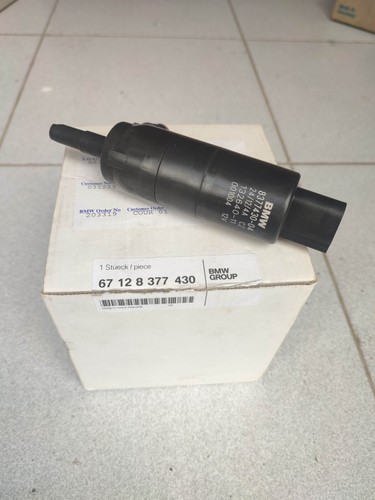 *BMW 1'3'5'6'7' X1 X3 X5 Z4 Z8 headlight wash pump NEW GENUINE ...