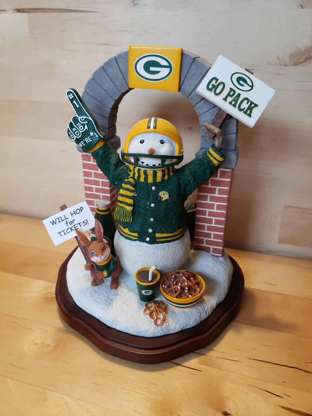 The Danbury Mint 2002 Green Bay Packers Snowman Sculpture! COA Included ...