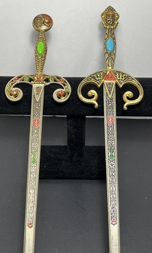 Walt Disney World The King's Gallery Souvenir Swords Lot of 2 18 ...