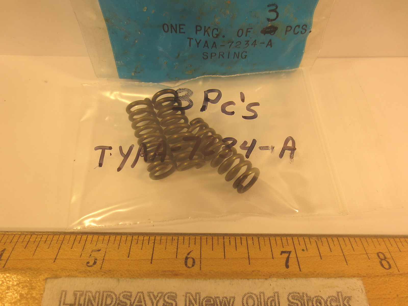 3 PCS FORD SPRING (GEAR SHIFTER SHAFTS POPPET) 4 SPEED, NEW PROCESS ...