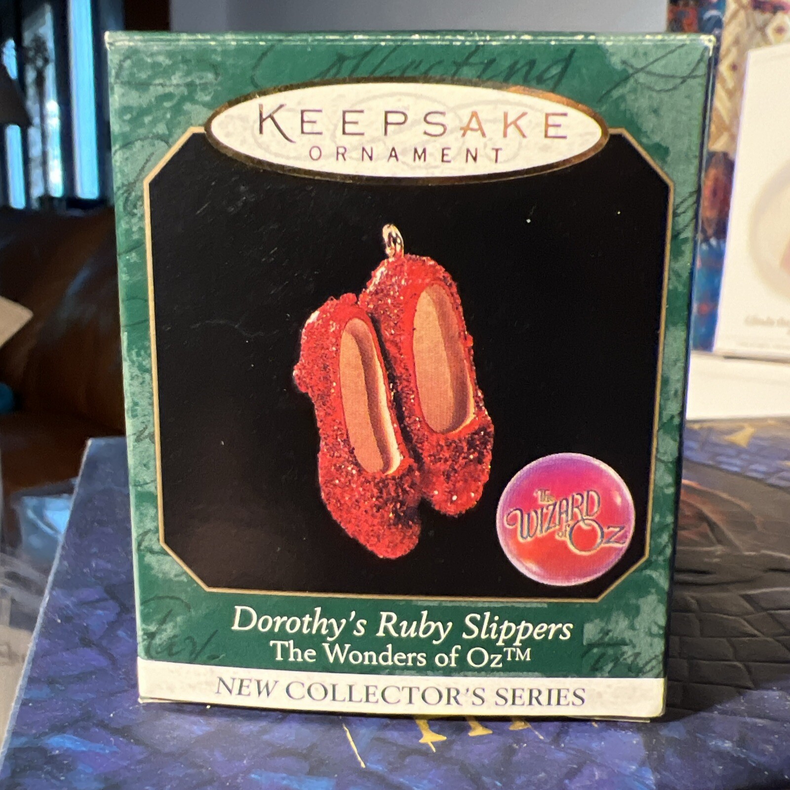 Hallmark Keepsake Miniatures 1998 Dorothy's Ruby Slippers The Wizard of ...