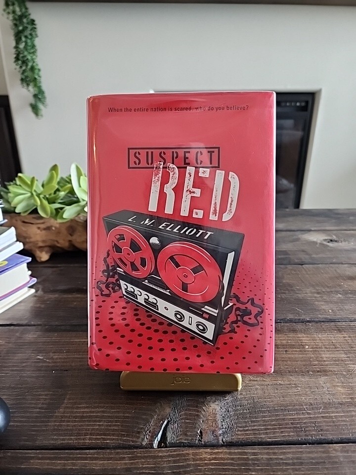 Suspect Red by L. M. Elliott (2017, Hardcover) 9781423157540| eBay