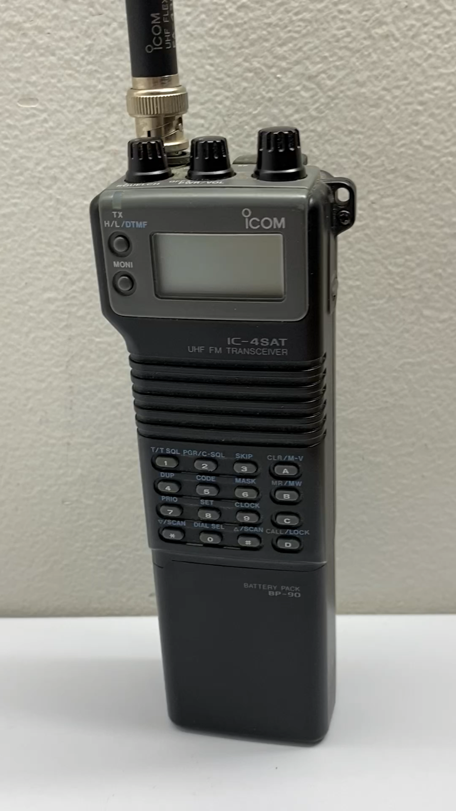 ICOM IC-4SAT UHF FM Amateur Handheld Transceiver Discontinued for sale ...