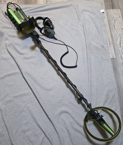 Minelab Excalibur II Waterproof Diving Metal Detector W/ Carbon Fiber ...