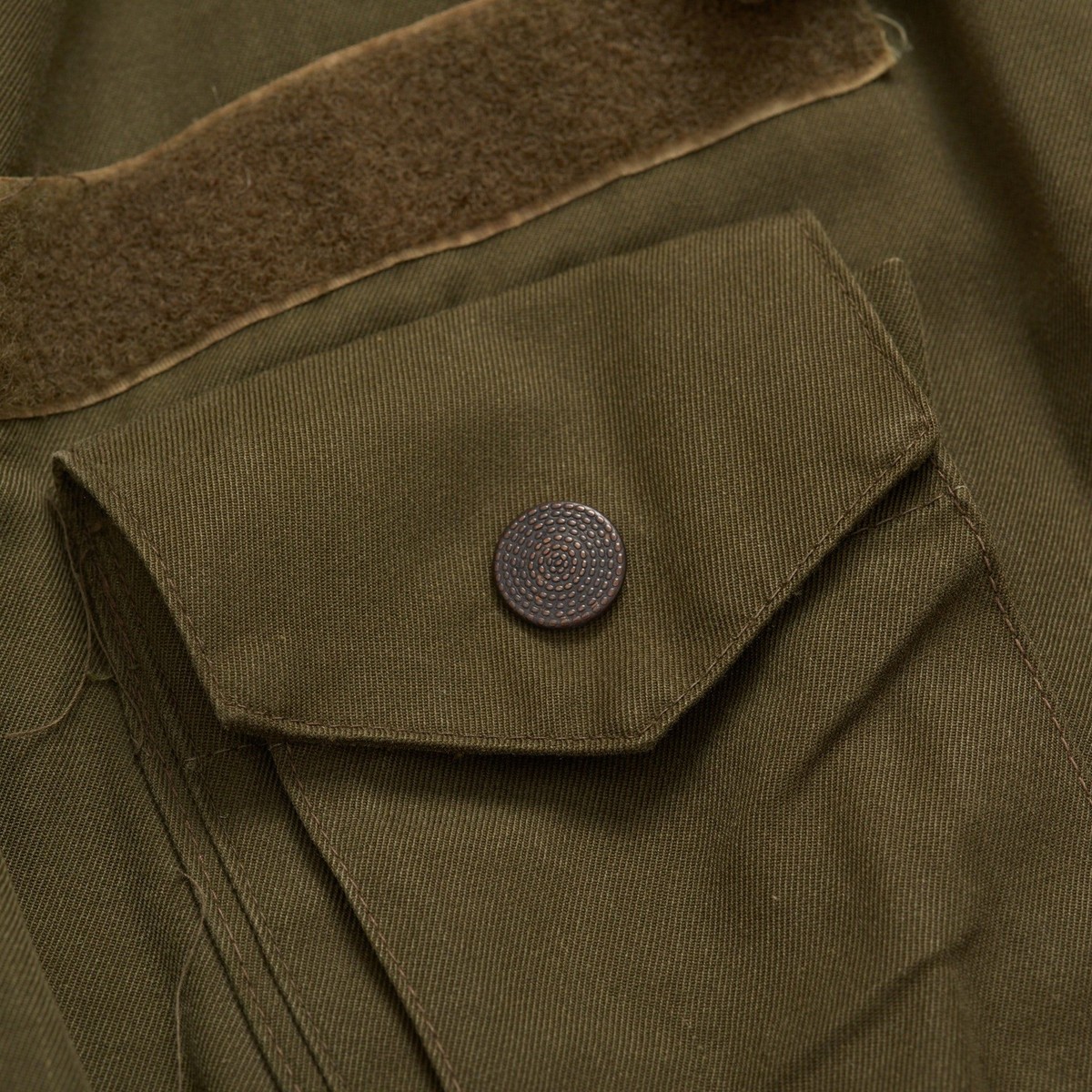 Vintage M.C.M Italian Army Rome 80s Green Cotton Military Vintage M.C.M Italian Army Rome 80s Green Cotton Military
