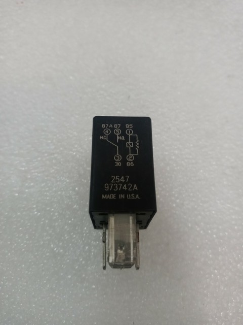 Chrysler Plymouth Dodge Jeep Eagle OEM Relay 4671168C Siemens VFM-15F41 ...