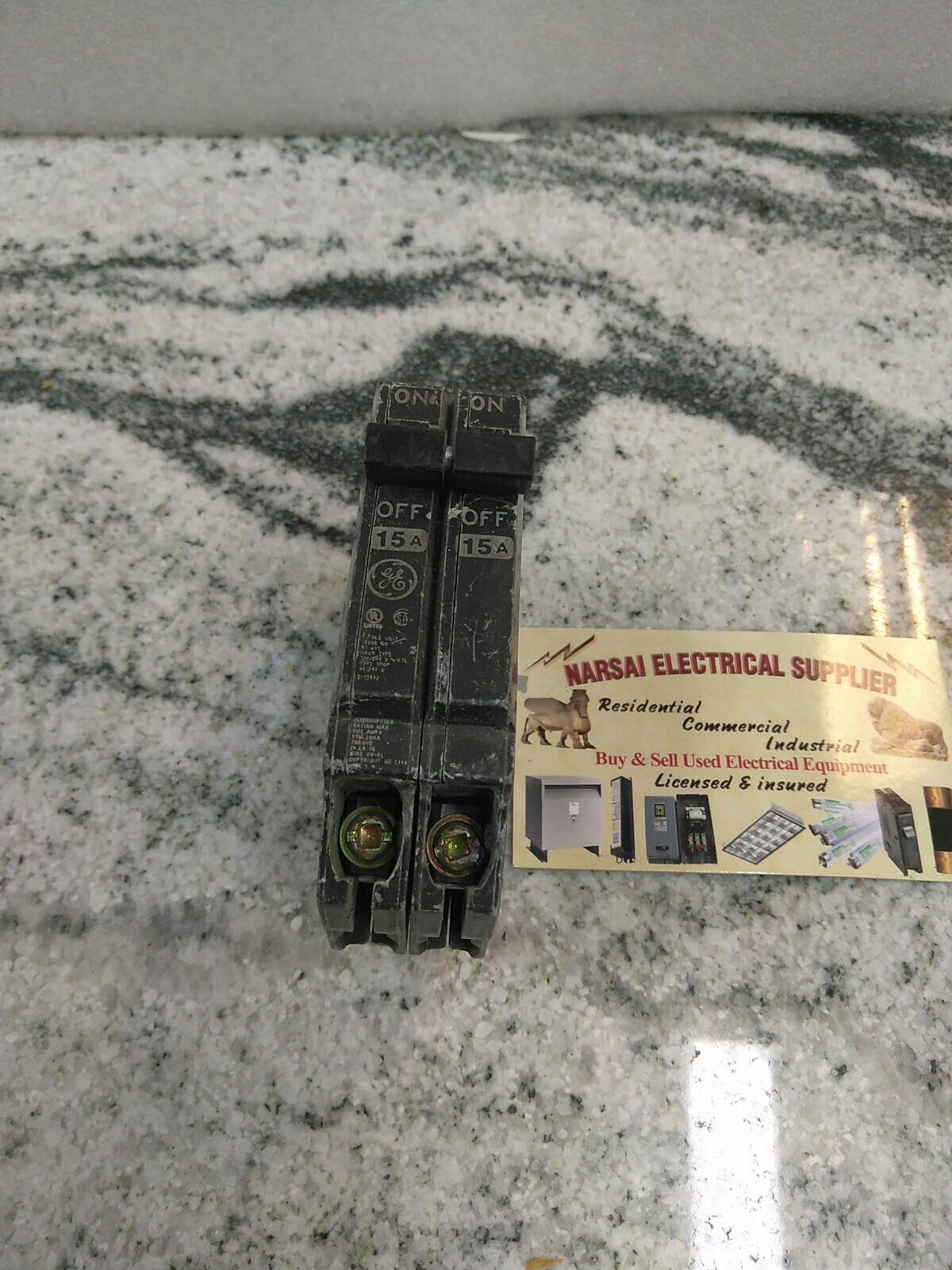 GENERAL ELECTRIC THQP215 15 AMP TANDEM 2 POLE 240 VAC TYPE THQP BREAKER ...