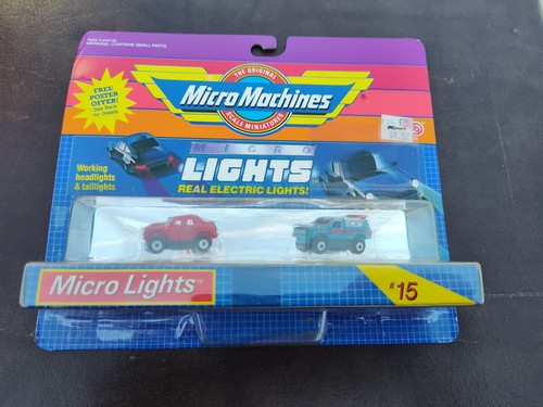 Vintage Galoob 1989 MICRO MACHINES Micro Lights Collection #15 READ ...