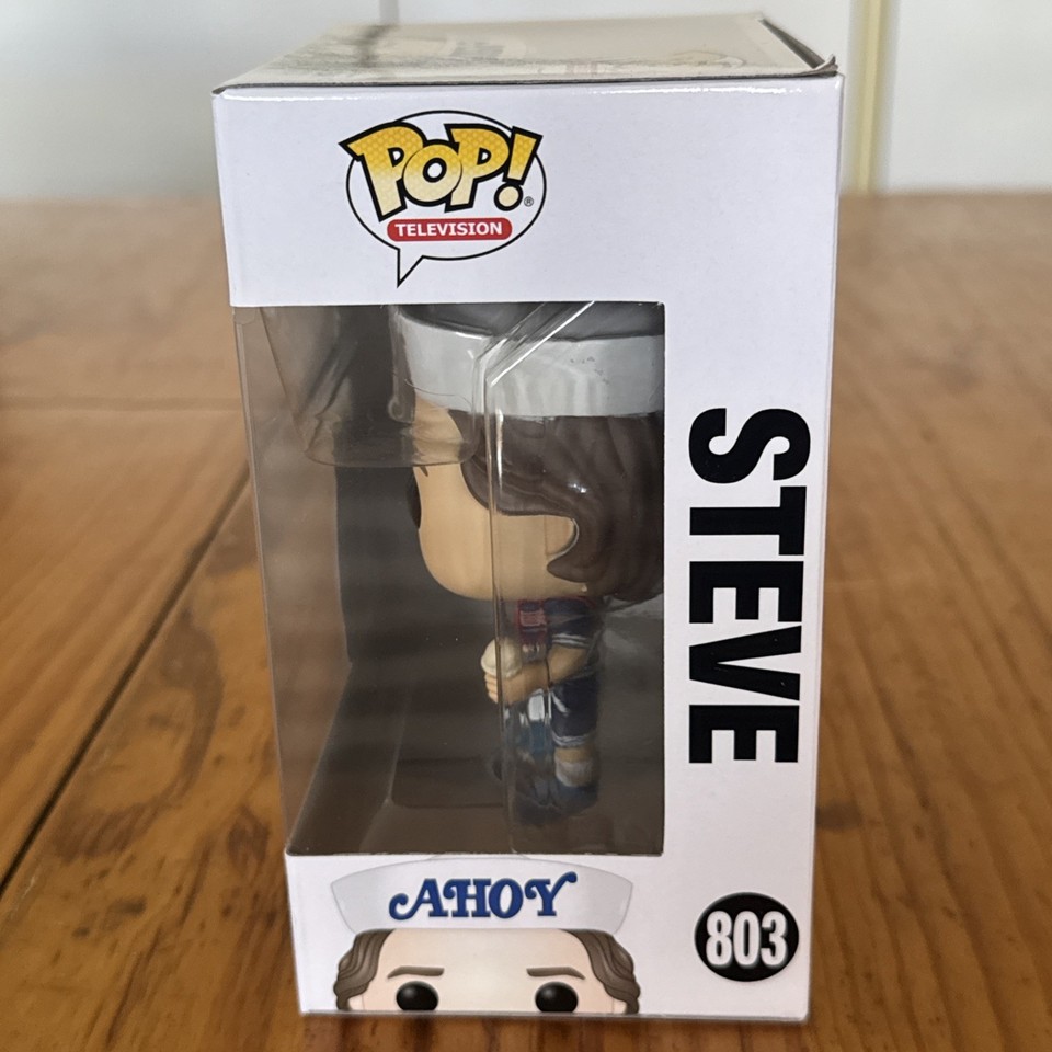 Funko Pop! Stranger Things S3 STEVE Scoop Ahoy with HAT & ICE CREAM ...
