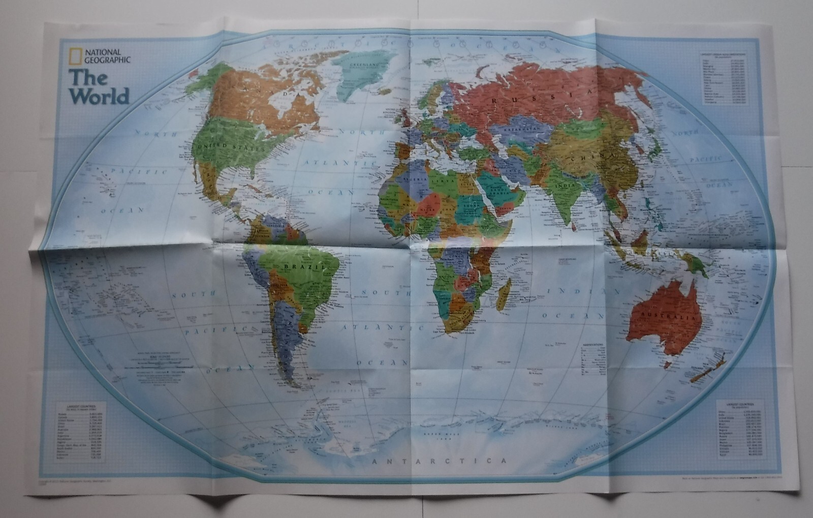 Folding Map The World one sided map National Geographic 2015 | eBay