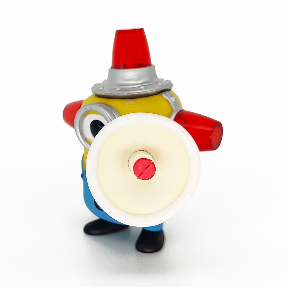 Despicable Me 2 Minions Siren Movie Review: Despicable Me 2 (2013)