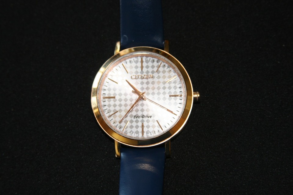 Citizen Eco-Drive E031-S1191 Women's Gold Blue Leather Band Watch | eBay