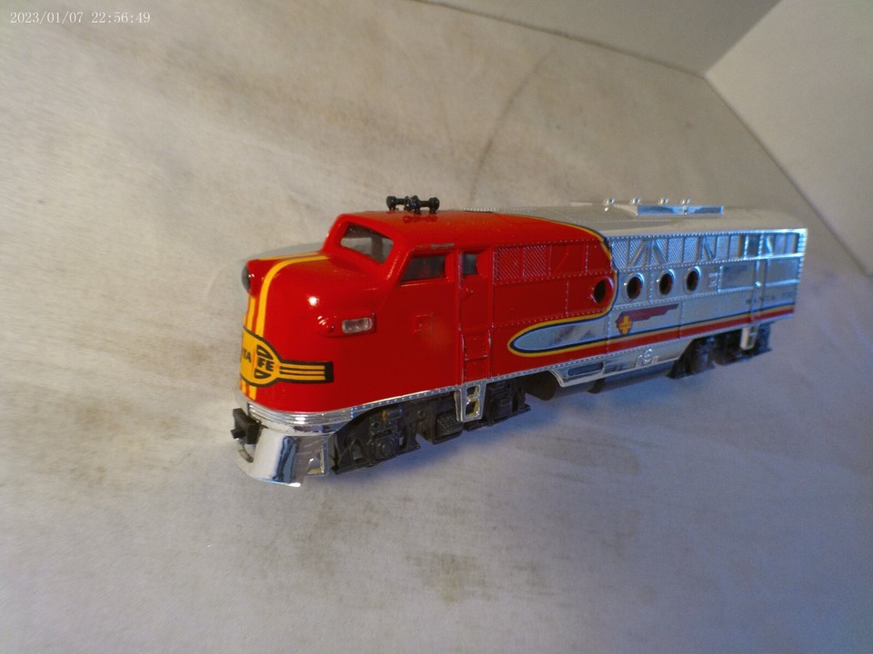 Bachmann HO Santa Fe Train Engine / Locomotive | eBay