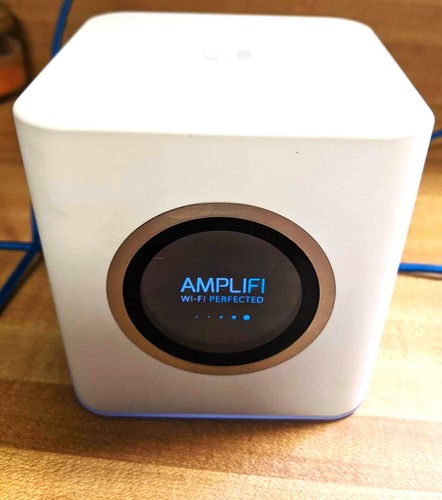 Ubiquiti - AmpliFi HD AFI-R WIFI Router, white, used w/o charger | eBay