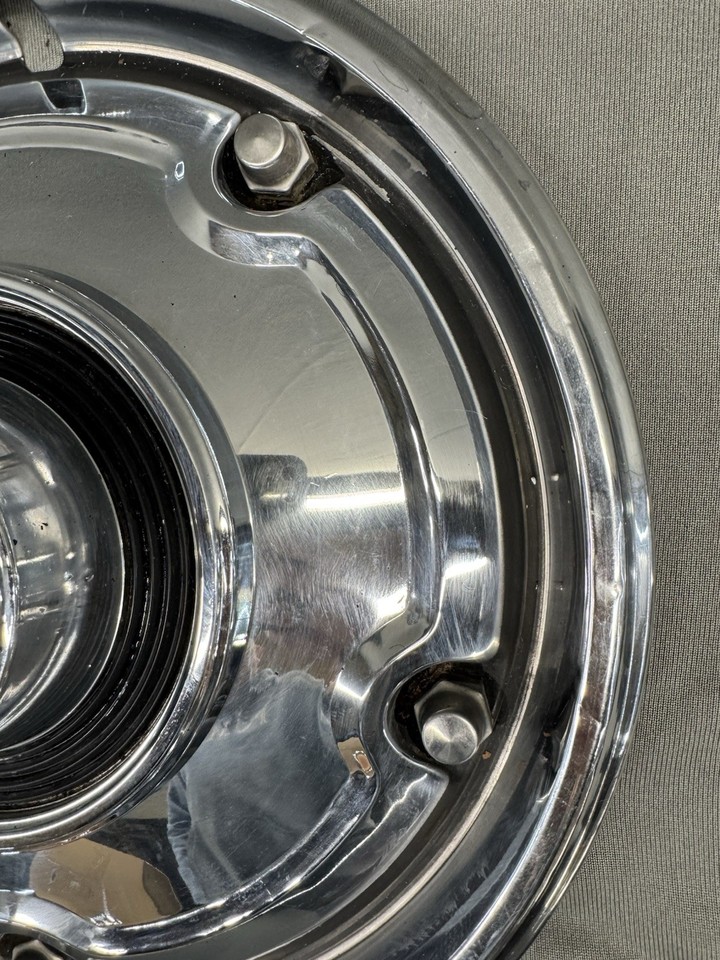 1969-1982 GMC Truck C10 K10 Jimmy Sierra Hubcaps Hub Caps Wheel Covers ...