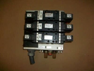 SMC Pneumatic Solenoid Valve Stack VV18-03004DT 12-26 VDC COIL | eBay