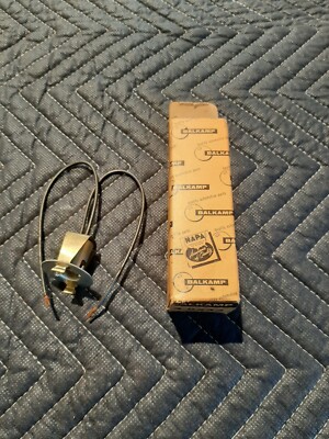 New! Balkamp TAIL LIGHT Tailight universal socket LENS #3-6232 NAPA | eBay