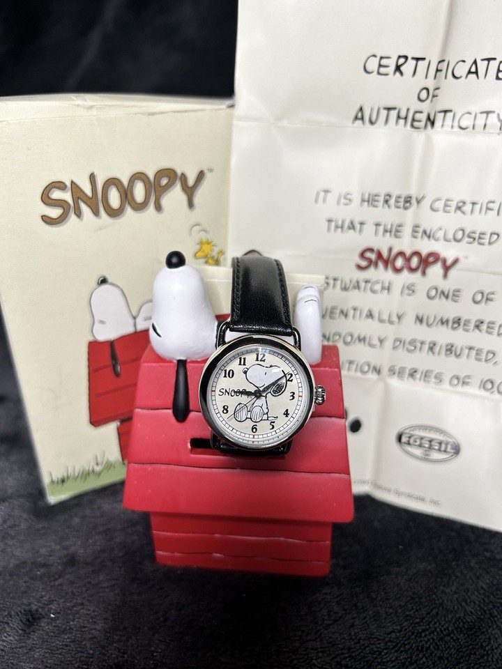 Rare Vintage Fossil Peanuts Snoopy Ltd Ed. Watch And Dog House Money ...