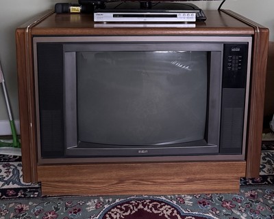 “Vintage RCA ColorTrak Console TV - 1980s Retro Wood Cabinet ,Tested ...