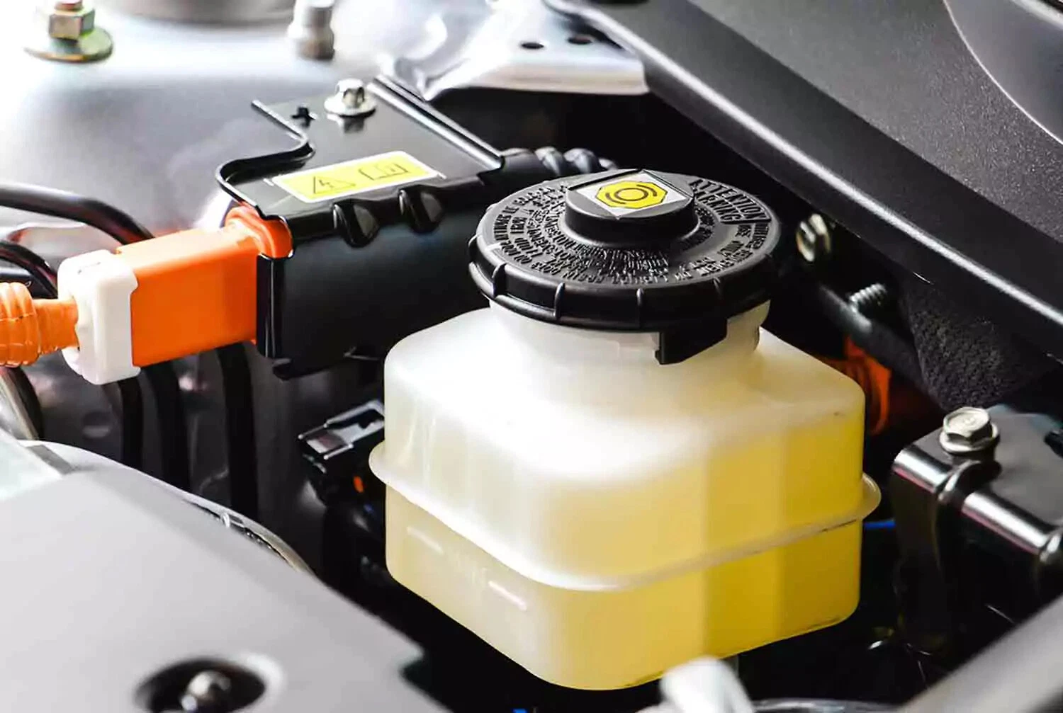 Choosing the Right Clutch Fluid