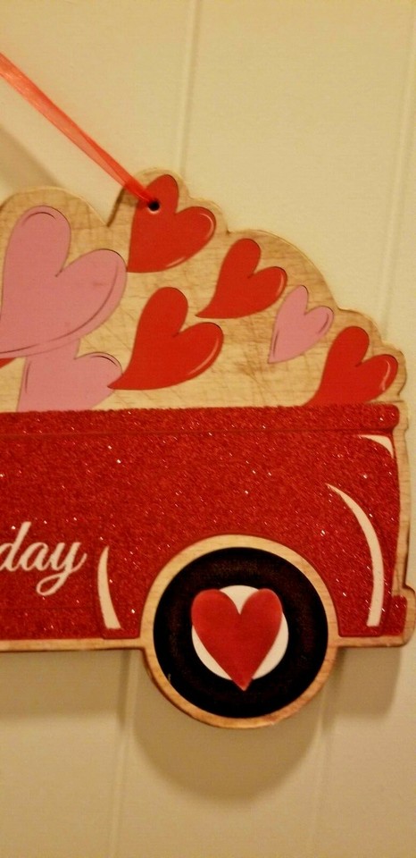 NEW! VALENTINE'S DAY LITTLE RED TRUCK WITH HEARTS SIGN~BIG 15-1/4" LONG ...