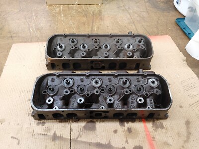 1966 Big Block Chevy BBC 396 427 Oval Port Heads 3872702 702. L-17-5. L ...