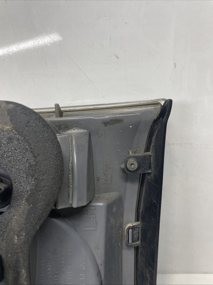 2007 to 2012 GMC Acadia Left Driver Lh Side Tail Light Inner Oem V3610 ...