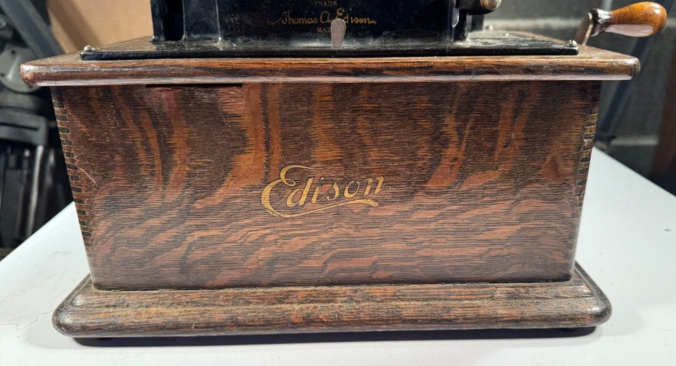 Antique Edison Standard Model B Cylinder Phonograph – 1911 – Blue ...